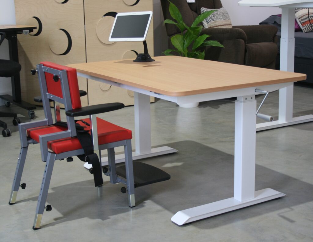 Hand Wound Table with Tilting Top - CAP Furniture